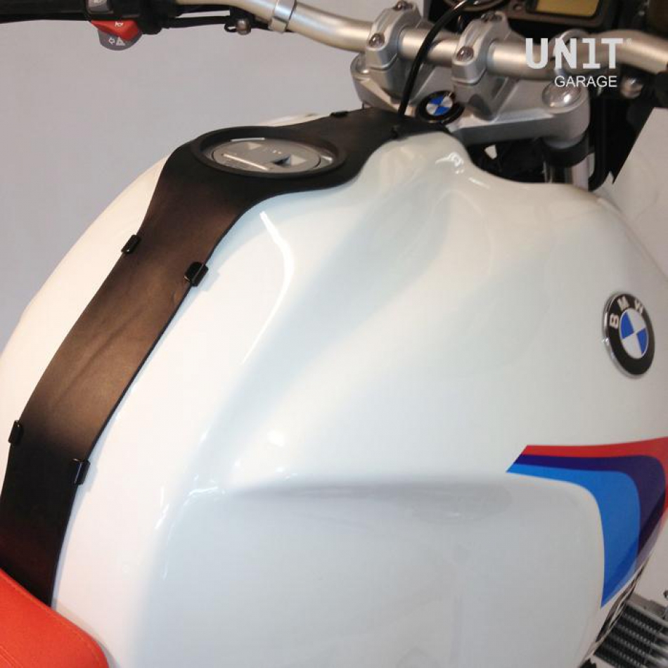 Tank belt in grain leather for 2008-2012 models